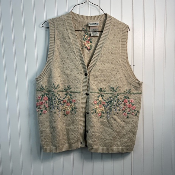 Northern Reflections | Sweaters | Northern Reflections Vintage Beige ...